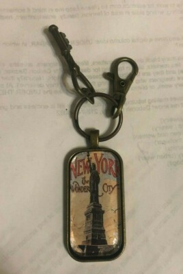 Retro New York the Wonder City Key Chain, Swivel Clip & Vintage Key ...