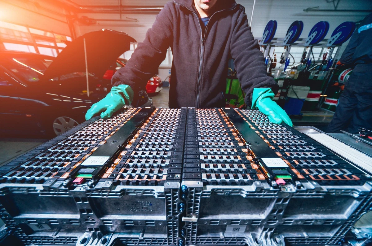 How Long Do Electric Car Batteries Last? And Other EV Questions