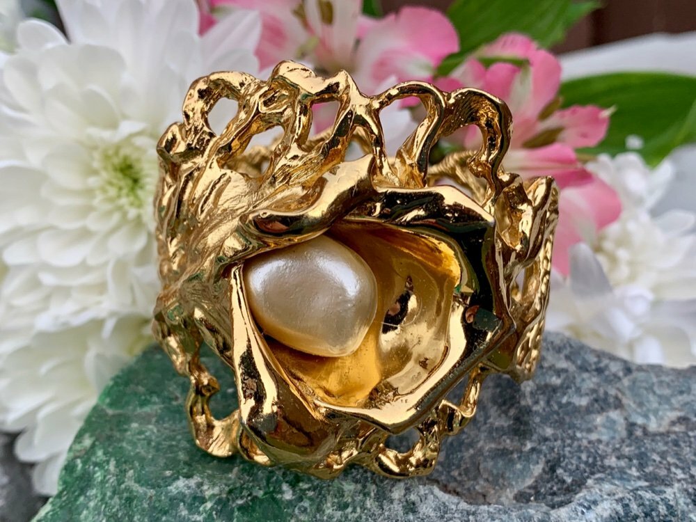 Runway Jonathan Bailey Crown Trifari Signed Sculpture… - Gem