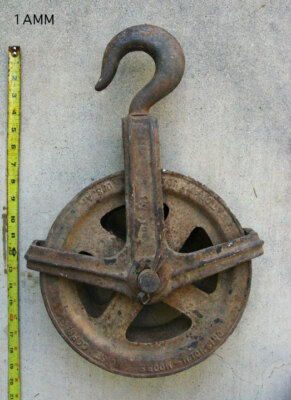 Hoists - Chain Hoist Antique