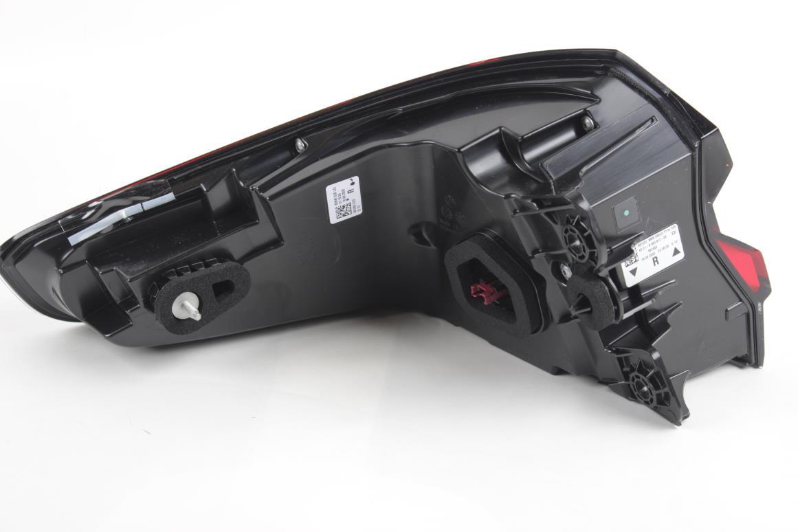 63218493812 RIGHT TAILGATE LIGHT / 63218493812 / 17473784 FOR BMW 5 G30 ...