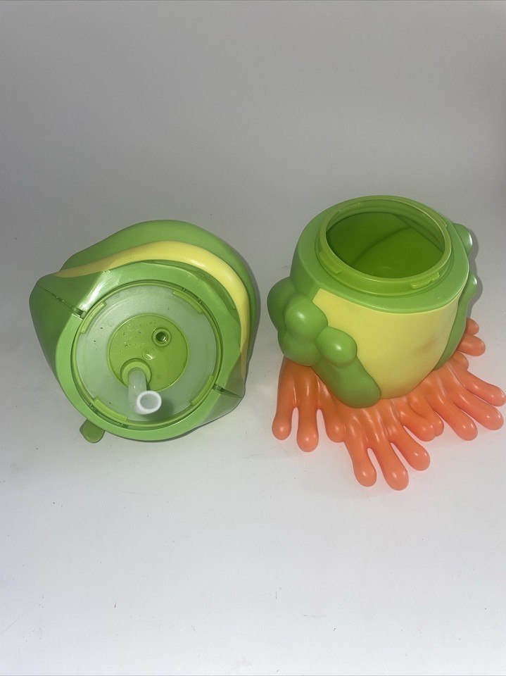 Rainforest Cafe CHACHA Tree Frog 3D Sitting Souvenir Travel Drink ...