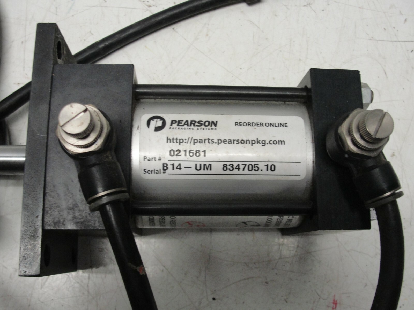 PEARSON PNEUMATIC CYLINDER used with connections + hoses PN 021681 | eBay