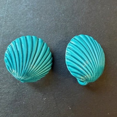 Vtg Clam Shell Blue Teal Scalloped Clip On Enamel Earrings Seashell ...