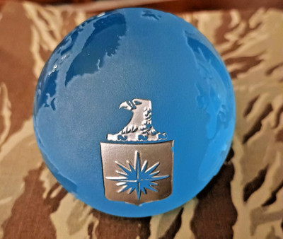 CIA Eagle and Shield Globe World Paper Weight Paperweight | eBay