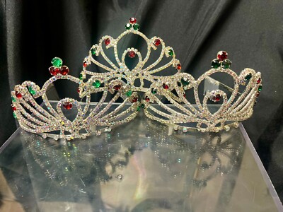 Item 7982: This 3-pc Crown Set features a stylish & elegant beauty ...