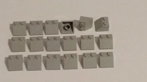 18X Lego Part 3039 Old Light Gray 2 x 2 Slope 45* Castle Space Star ...