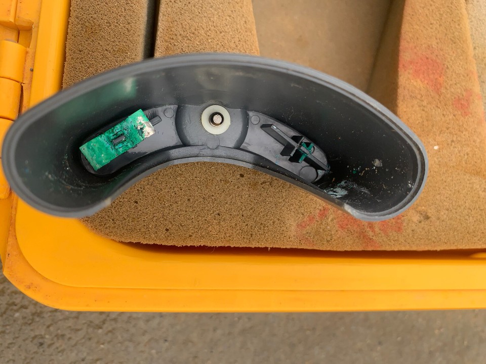 RoboToolz Robo Laser RB01001 Self Leveling Laser with Bundle For Parts ...