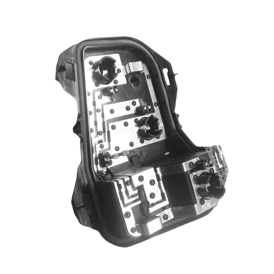 REAR TAIL LIGHT BULB SOCKET HOLDER LEFT N/S 63217424495 For BMW 1 ...