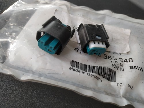 BMW 1'-2'-3'-4'-5'-6'-7'-X5'-MINI universal socket 3 POL NEW GENUINE ...