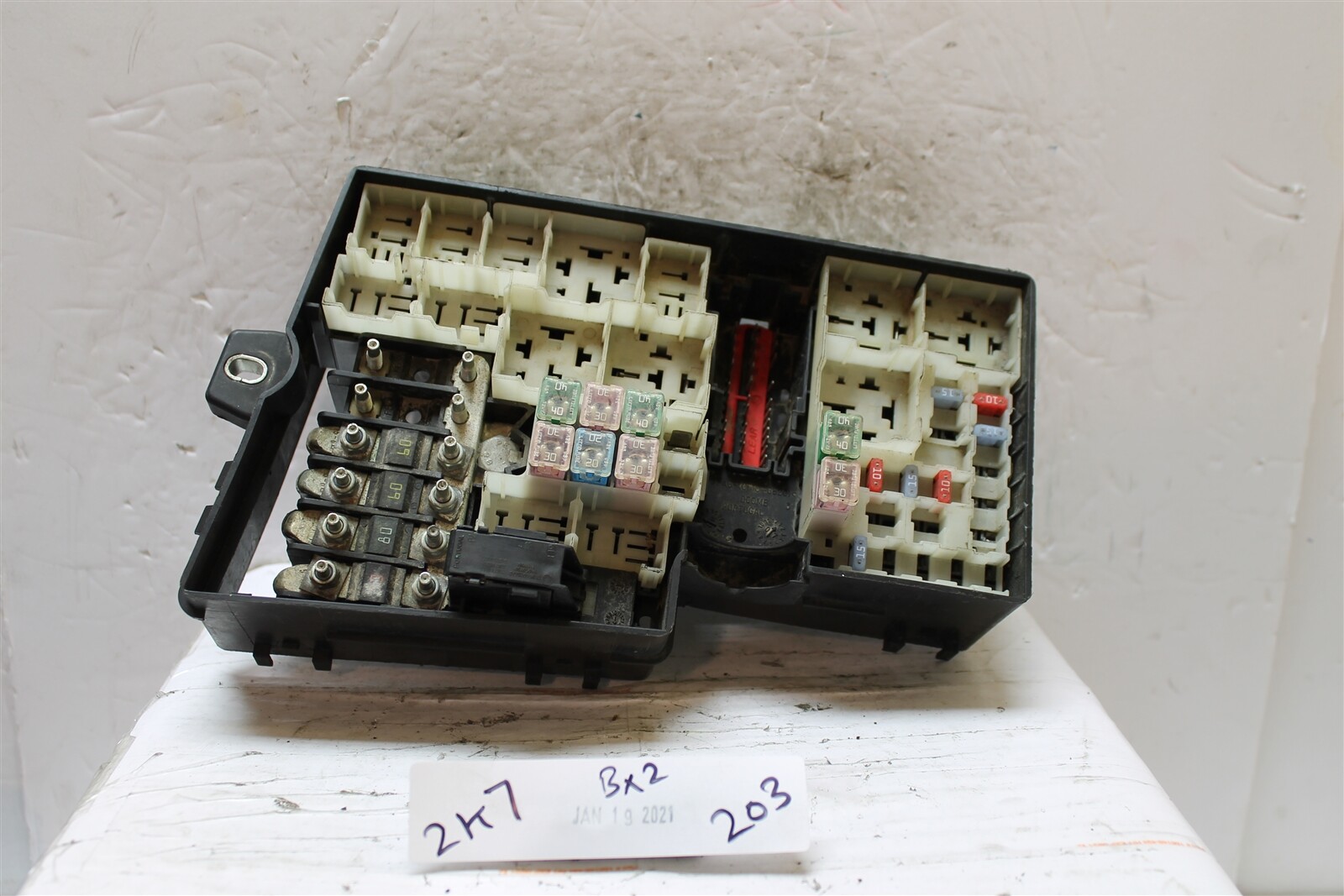 8688040 Volvo S40 V50 C30 2005-2009 Fuse Box Relay Unit Module 2K7 203 ...