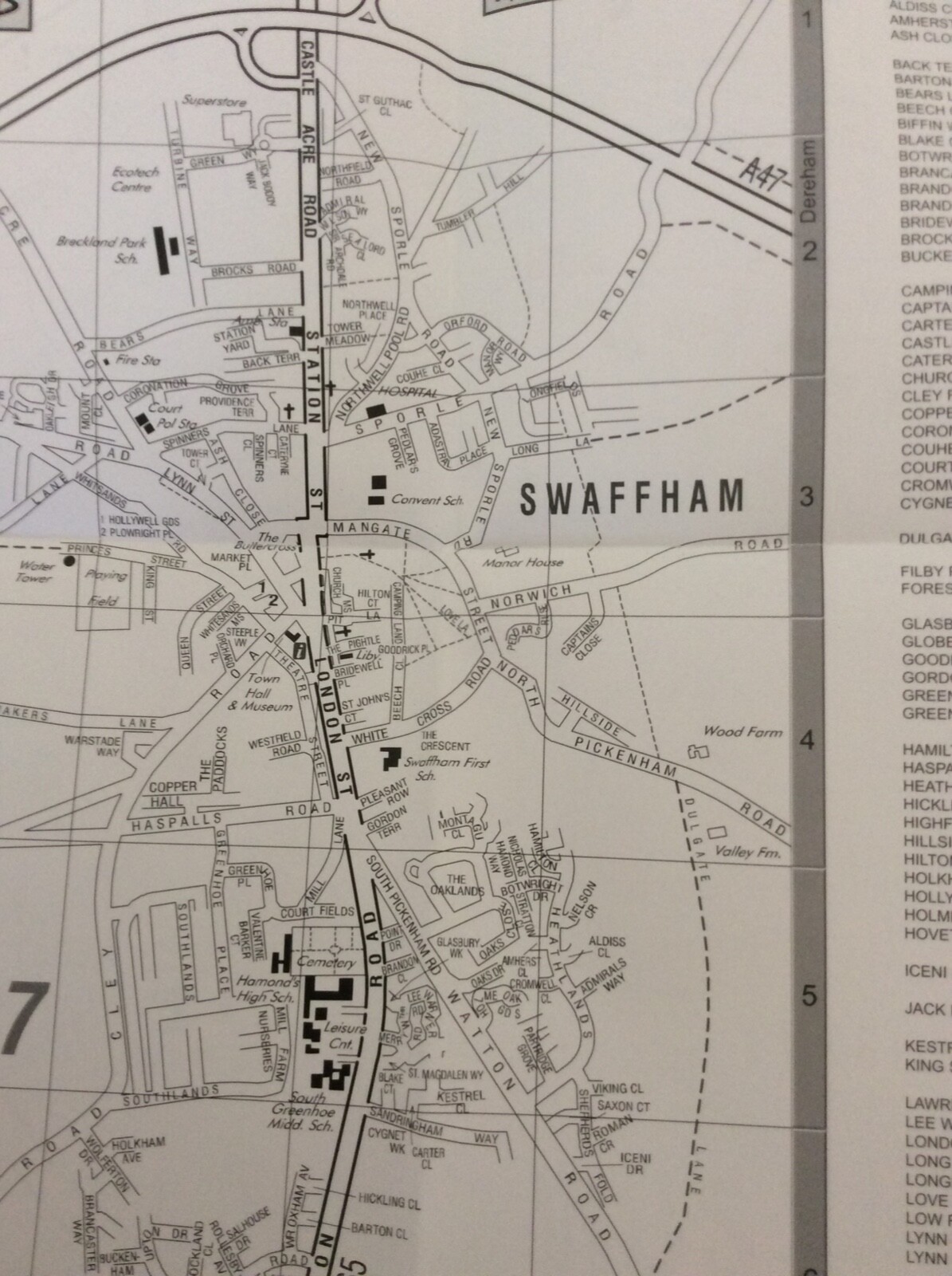 Dereham Fakenham Swaffam Walsingham fold out street map black/white ...