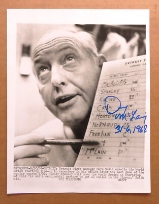 Detroit Tigers Mgr Mayo Smith with 1968 World Series line up signed by ...