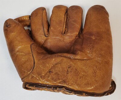 M-945 30/40'S VINTAGE CHET LAABS BASEBALL MITT! | eBay