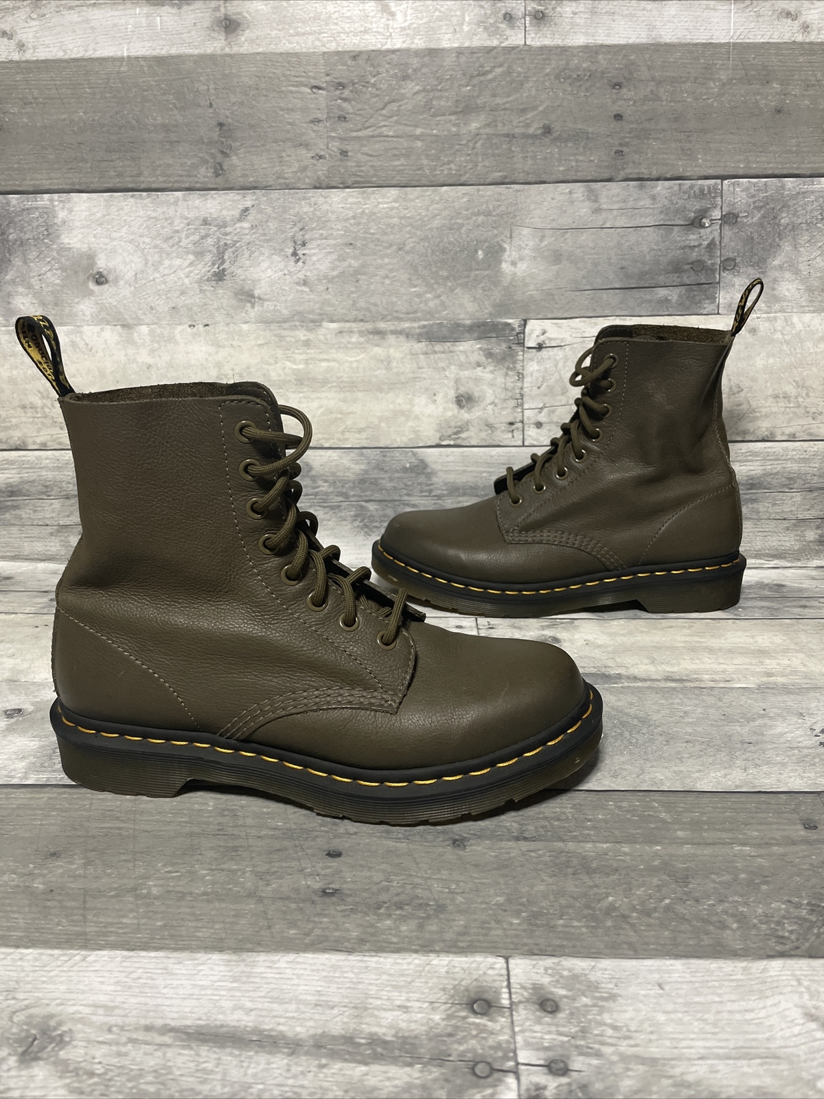 Dr Marten 1460 Pascal Olive Green Nappa Lux Soft Leat… - Gem