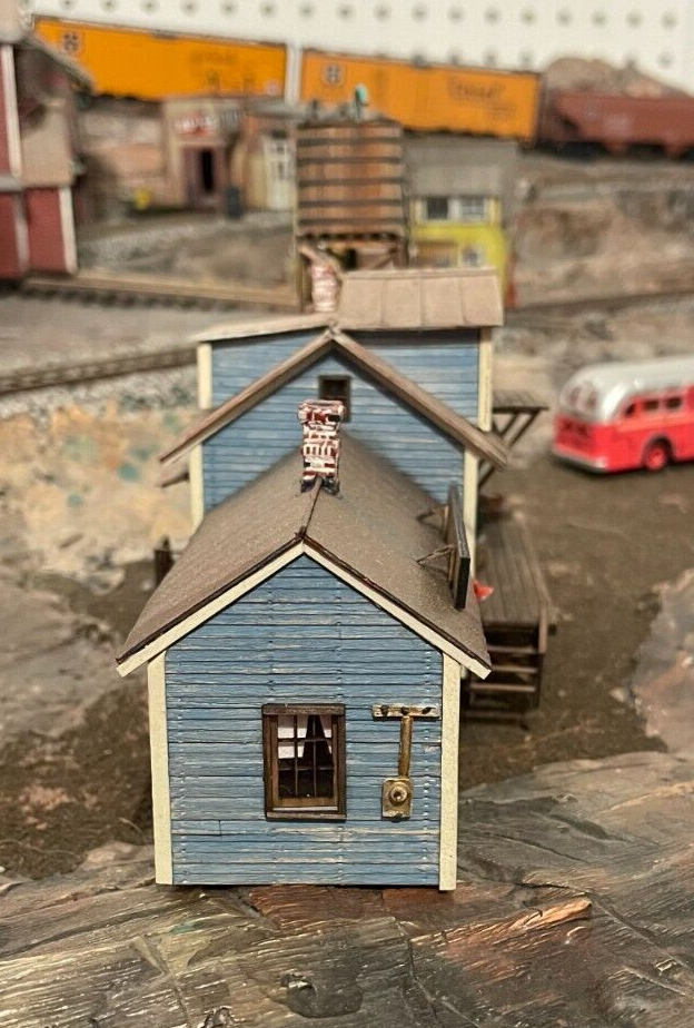 HO Train Model Built & Weathered HYPER-DETAILED Mooney's Plumbing ...