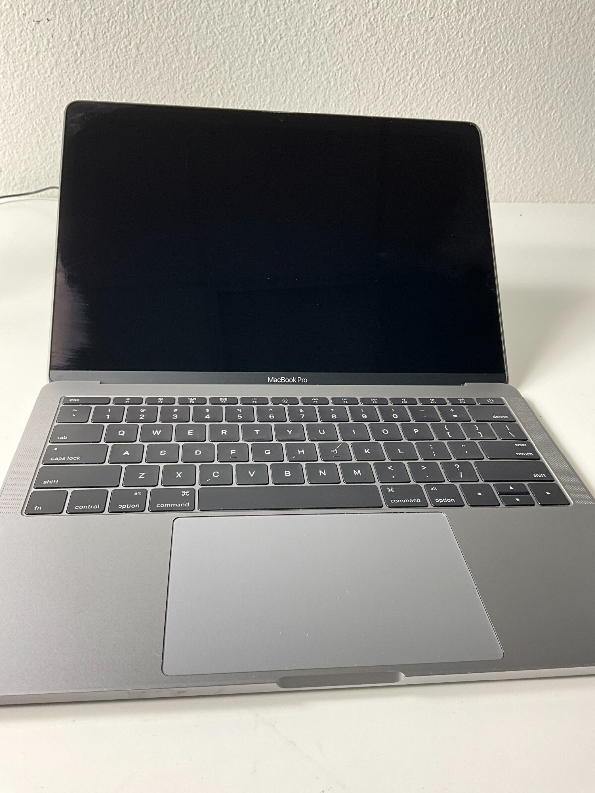 (NO POWER) Apple MacBook Pro CORE i5 2.0GHz 8GB RAM 256GB SSD 13" (2016 ...