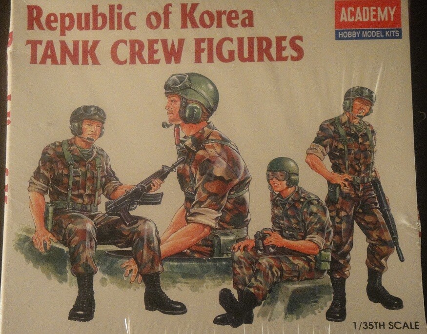 1/35 Academy ROK Korean Army tank crew figures | eBay