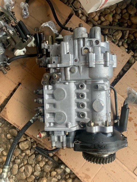1999-2004 Isuzu 4he1xs Diesel Engine ZEXEL Fuel Injection Pump ...