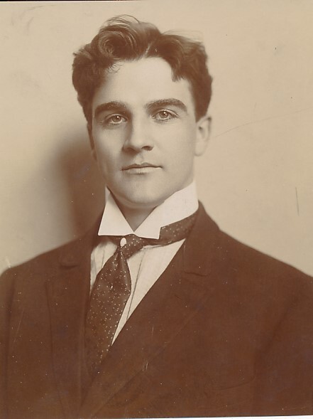 William Desmond Actor Zachary William Desmond (@zacharywdesmond)