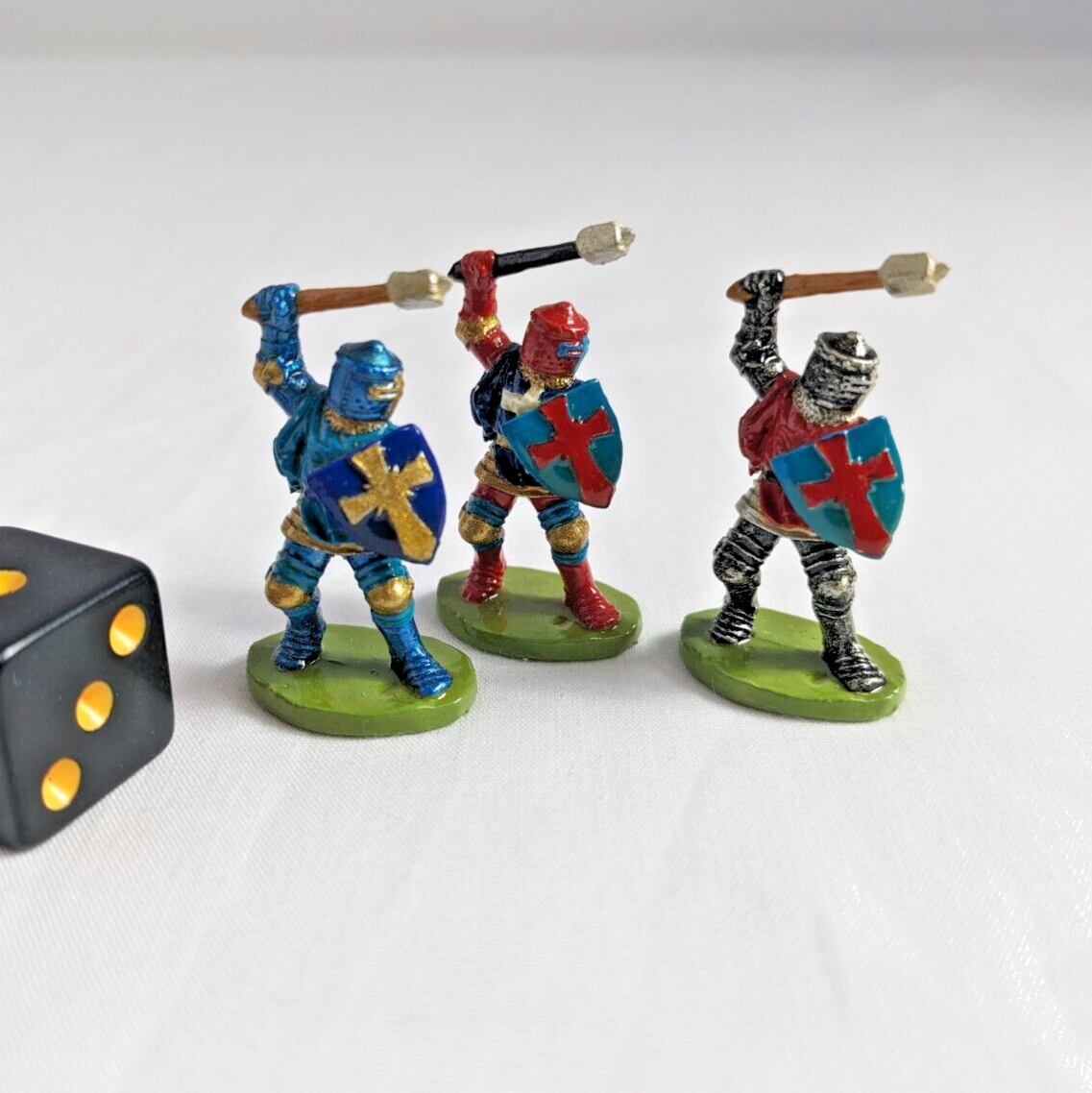 GRENADIER JULIE GUTHRIE PERSONALITIES Metal Minis ARMORED CLERIC x3 ...