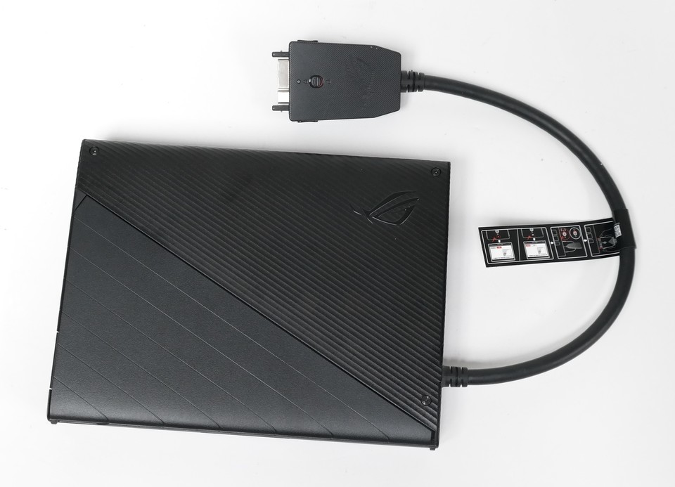 ASUS ROG XG Mobile eGPU Dock NVIDIA GeForce RTX 4090 Laptop GPU (GC33Y ...