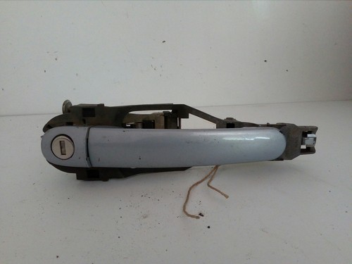 3B0837885 - 3B0837886 POIGNEE DE PORTE AVANT GAUCHE / GRIS / 539121 ...