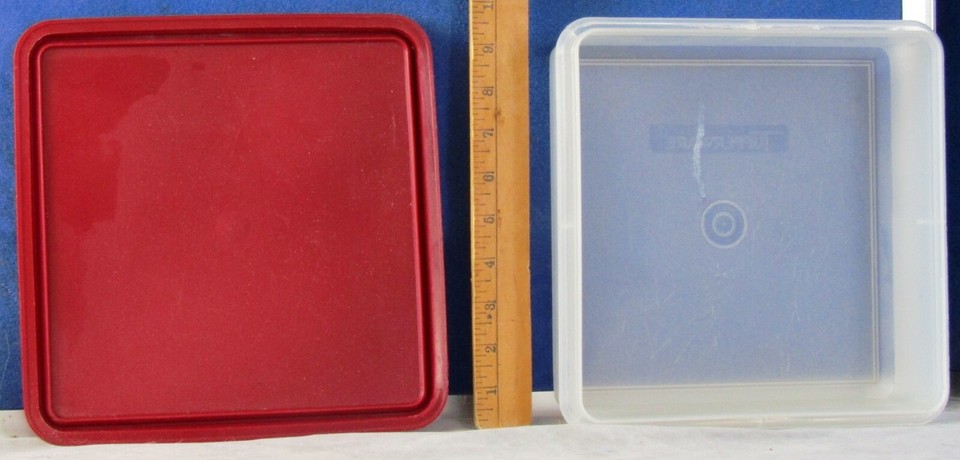 EUC Tupperware DARK Red SQUARE 9" SNACK-STOR Food Container #514 & Seal ...