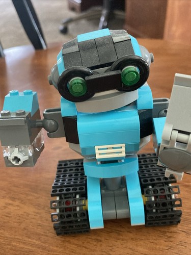 LEGO CREATOR Robo Explorer 31062 Robot Only Blue Tread Claw Mech ...