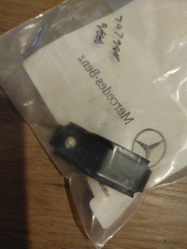 1109950022 New Oem Genuine Clamp w110 MERCEDES MB-7-2NOS | eBay