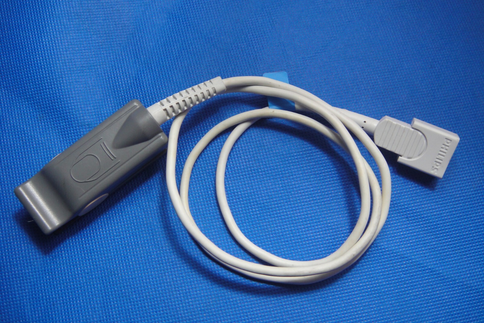 Philips M1196T Reusable Adult SpO2 Clip Sensor, 0.9m Cable Sensor ...