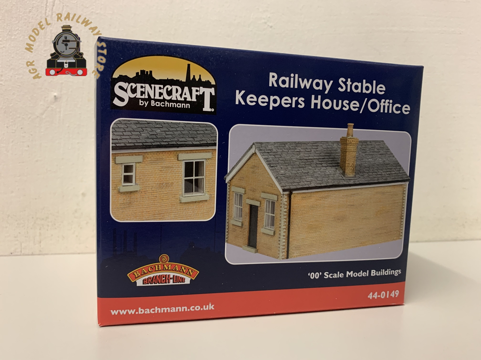 Bachmann Scenecraft 44-0149 Railway Stables Keeper's House :: Railway ...