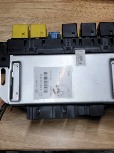 03-12 Mercedes R230 SL500 SL55 AMG Front Left SAM Fuse Box Control ...