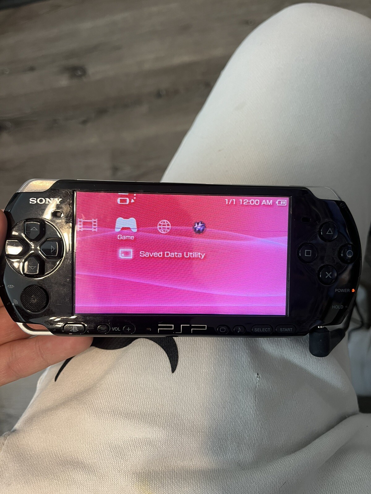 Sony PlayStation Portable PSP Console Bundled with 2 Game *Read