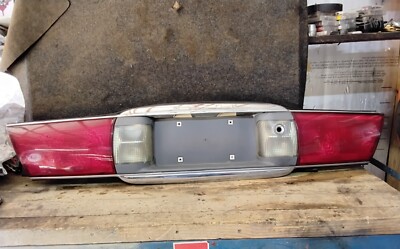 2000-2005 BUICK LESABRE REAR OEM TAILLIGHT ASSEMBLY PANEL WITH HARNESS ...