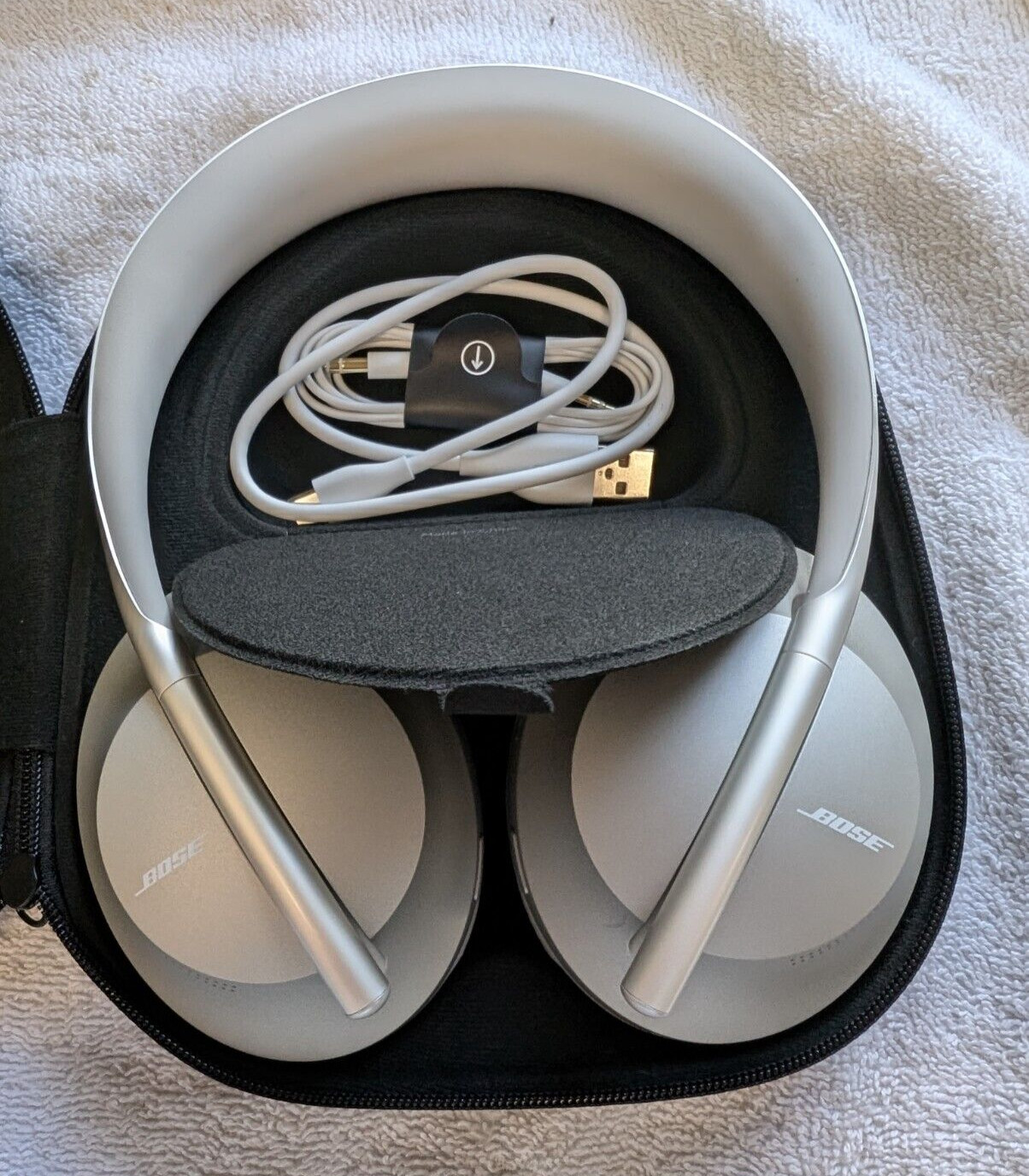 Bose Headphones 700 Wireless Noise Cancelling Bluetooth Over-Ear ...