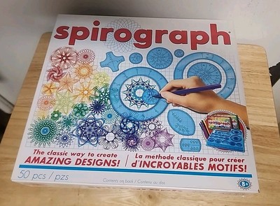 Spirograph Hasbro Original Deluxe Spirograph Drawing Not Complete 1 ...