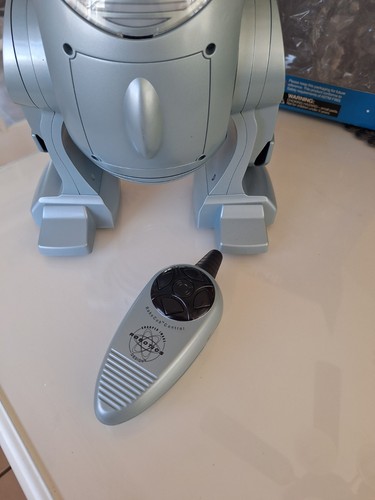 Sharper Image ROBOCUB w Remote - Collectors Item NEW Opened for Testing ...