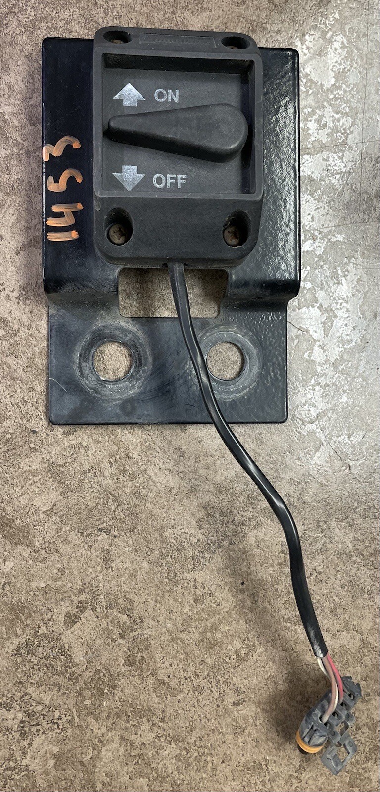 INTELLITEC LIGHT CONTROL SWITCH W/ BRACKET PART # UNAVAILABLE *READY TO ...