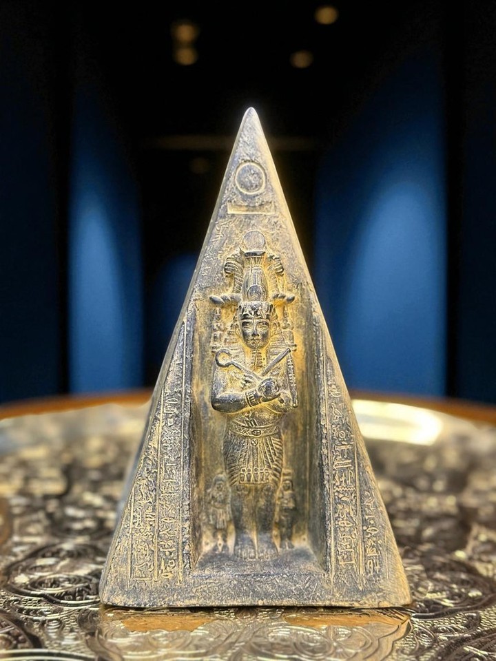 Ancient Egyptian Pyramid Statue Handcrafted Artifact Pharaonic Antiques ...