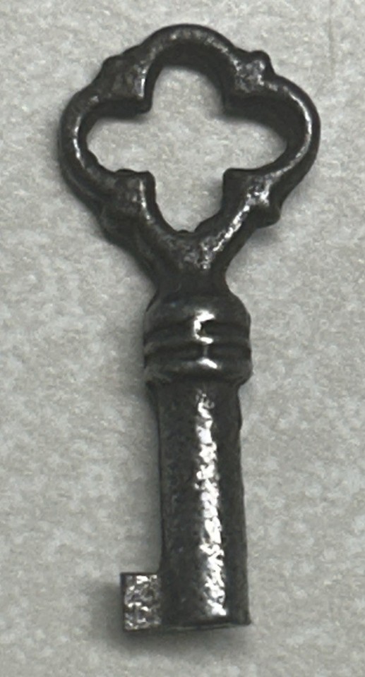 Vintage Antique Miniature Quad Bow Hollow Skeleton Key 1-1/8" | eBay