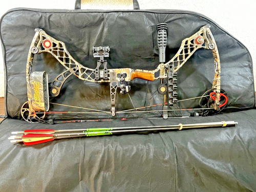 Mathews Solocam Z7 SE5 Compound Bow Bundle RH 70#/29" Accessories/Case ...