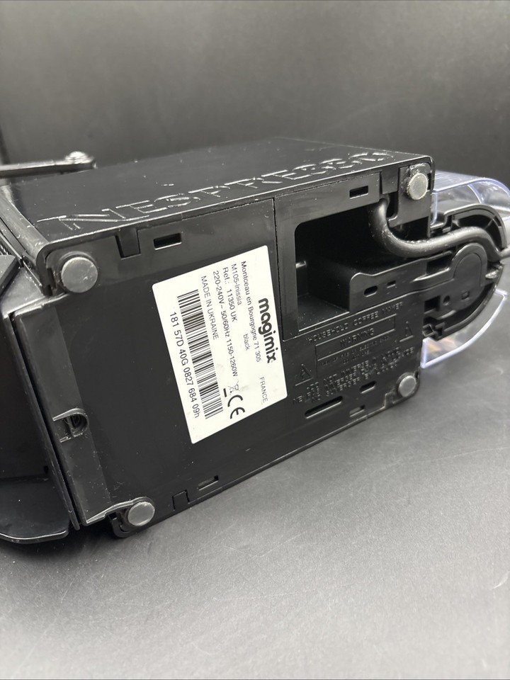 Nespresso Magimix Inissia M105 Coffee Machine POD Coffee Machine Black ...