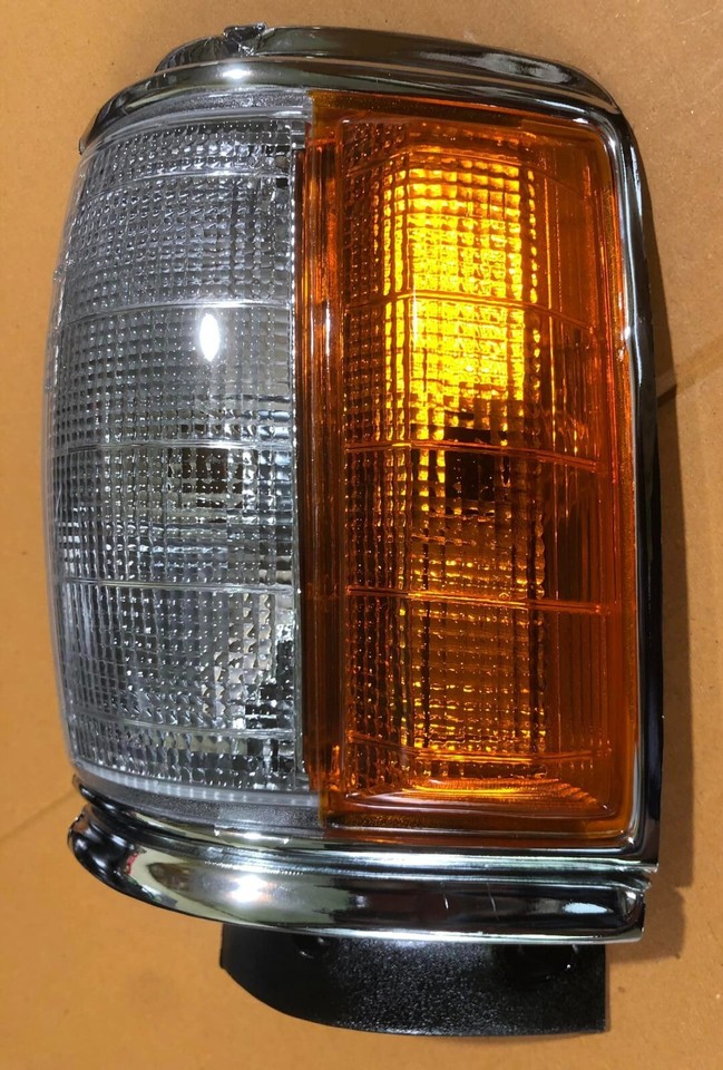FIT TOYOTA HILUX 2WD LN56 PICKUP CORNER SIDE LIGHT LAMP 83-88 | eBay