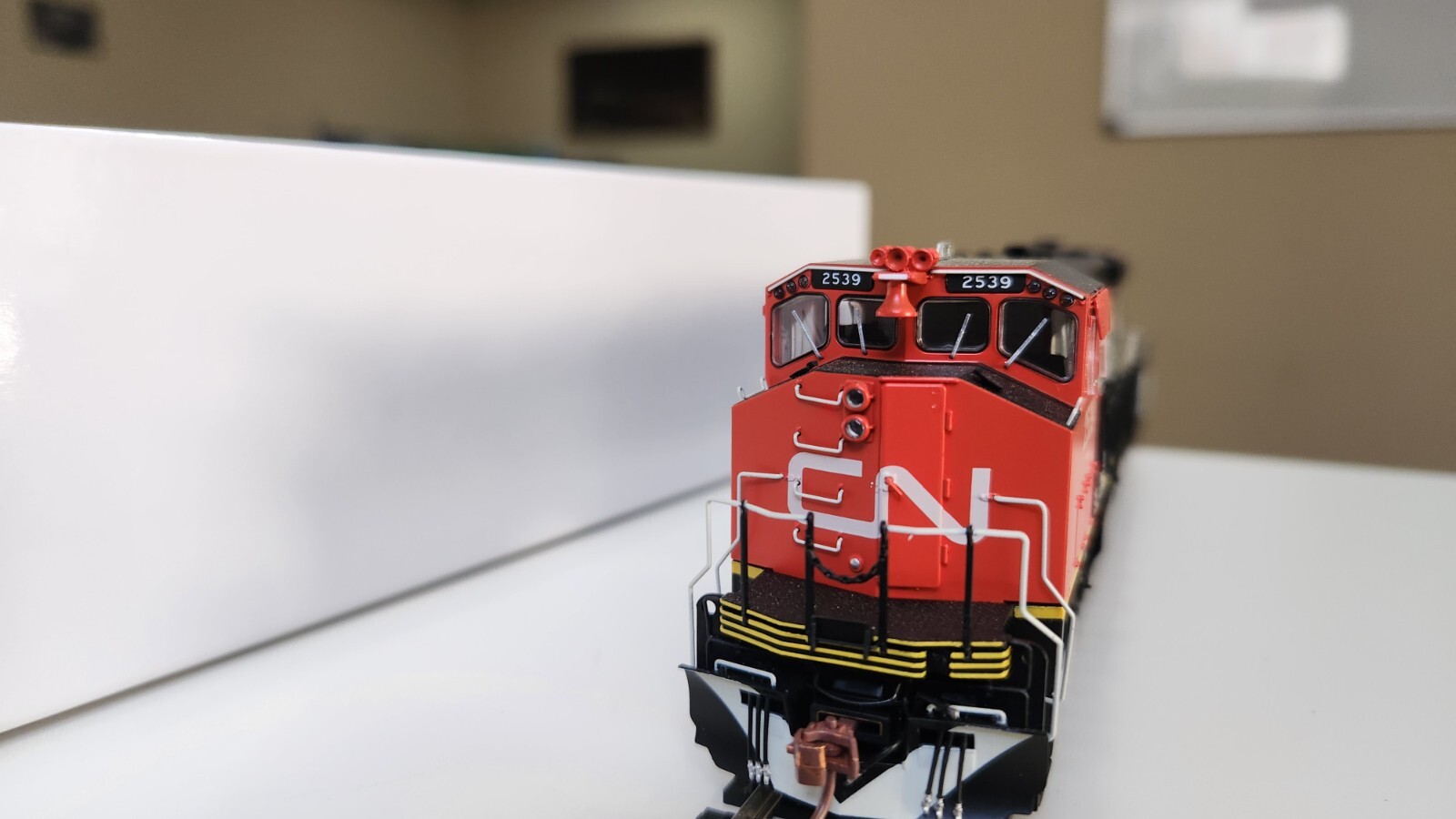 Rapido Trains MLW M420 dcc sound body type MR20B CN 2539 Like new ...