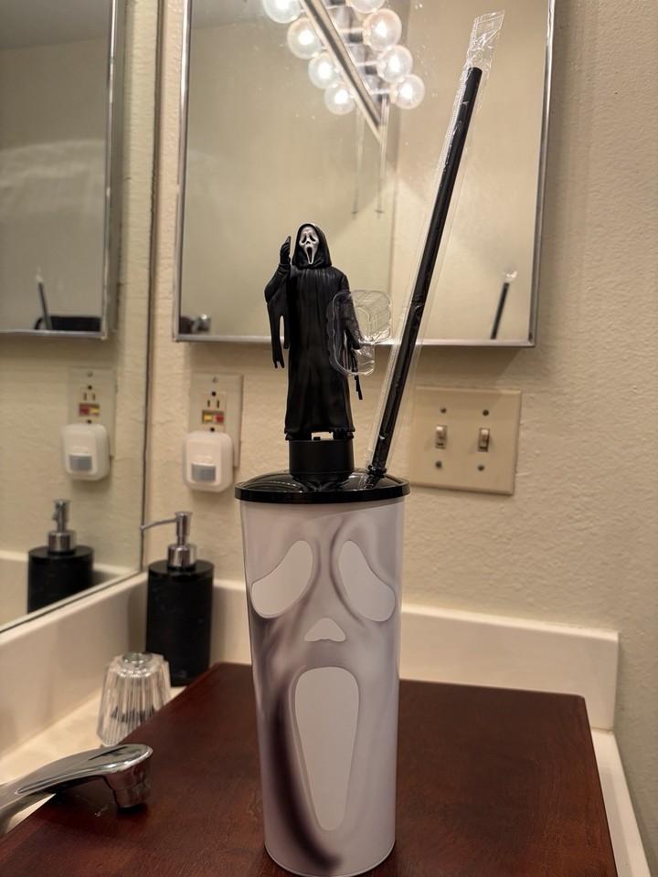 Scream 7 Ghostface Promotional Movie Cup & Tumbler with Straw Movies ...