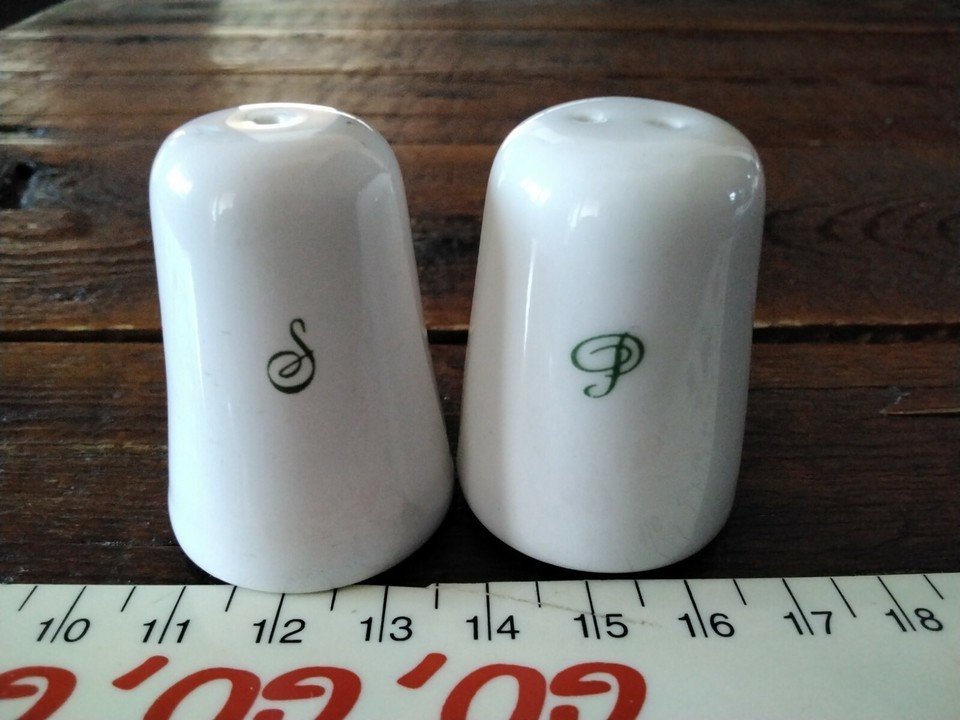 airlines airways tall Malaysia air salt pepper cruet First Class ...