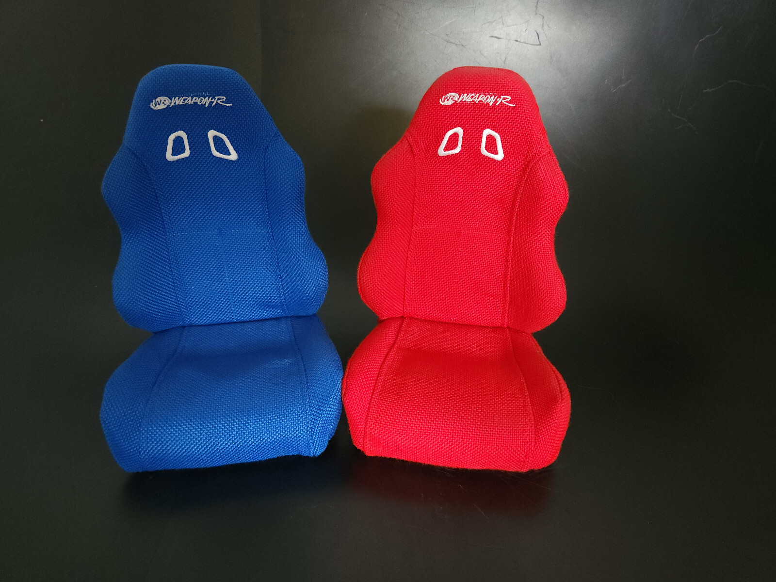 Miniature MINI Universal Weapon-R Racing Seats Red Blue Black Grey ...