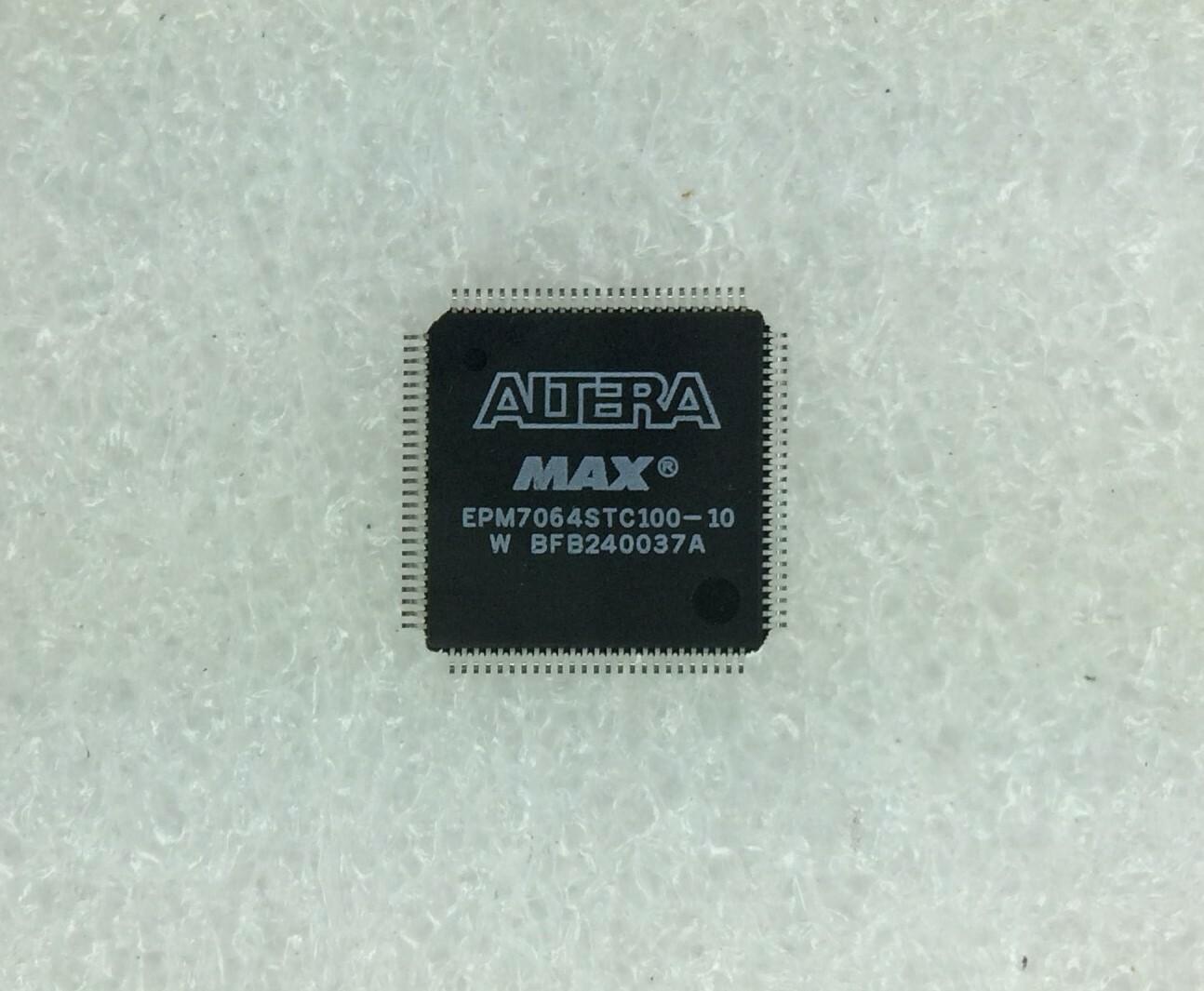 EPM7064STC100-10 ALTERA IC CPLD 64MC 10NS 100TQFP 2 PIECES | eBay