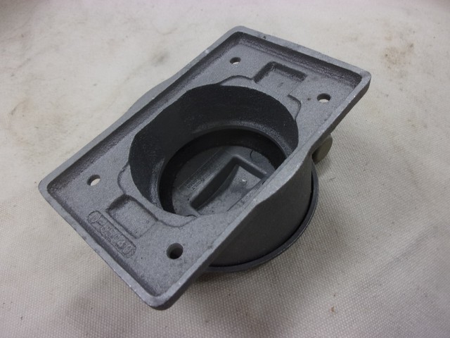 Hubbell HBL7770 Weatherproof Plate for 50amp Twist Lock Receptacle for ...